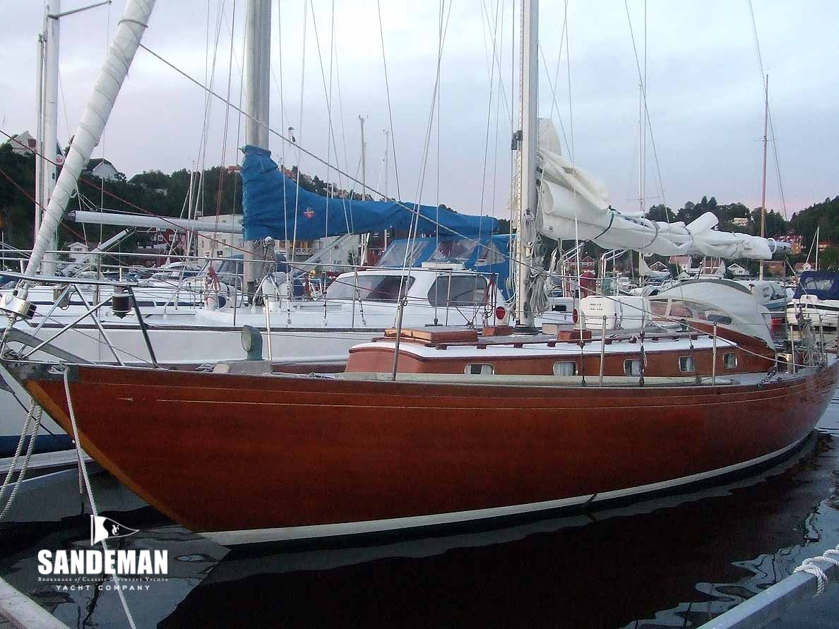 40 ft Sparkman & Stephens Sloop - Sandeman Yacht Company