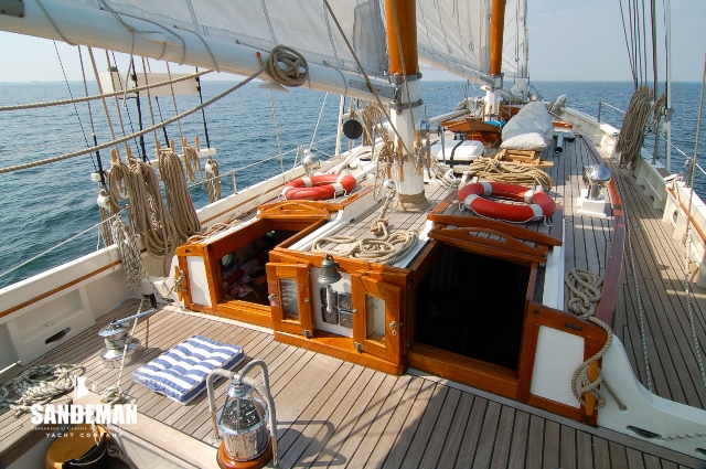 Bombigher 50 ft Schooner 1982 - Sandeman Yacht Company