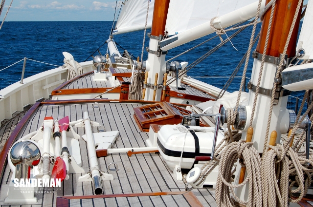 Bombigher 50 ft Schooner 1982 - Sandeman Yacht Company
