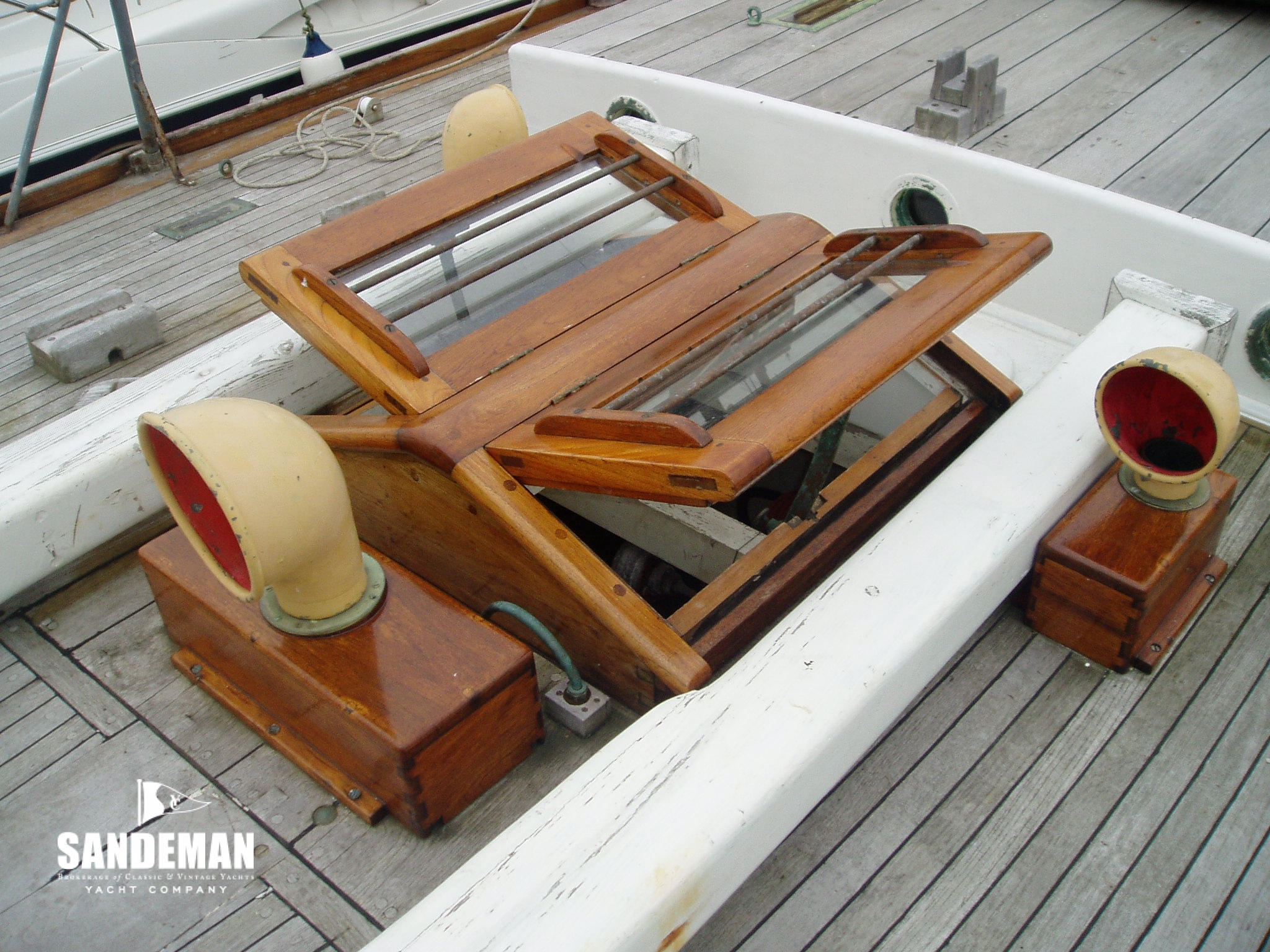 45 ft Bermudan Cutter 1954 - Sandeman Yacht Company