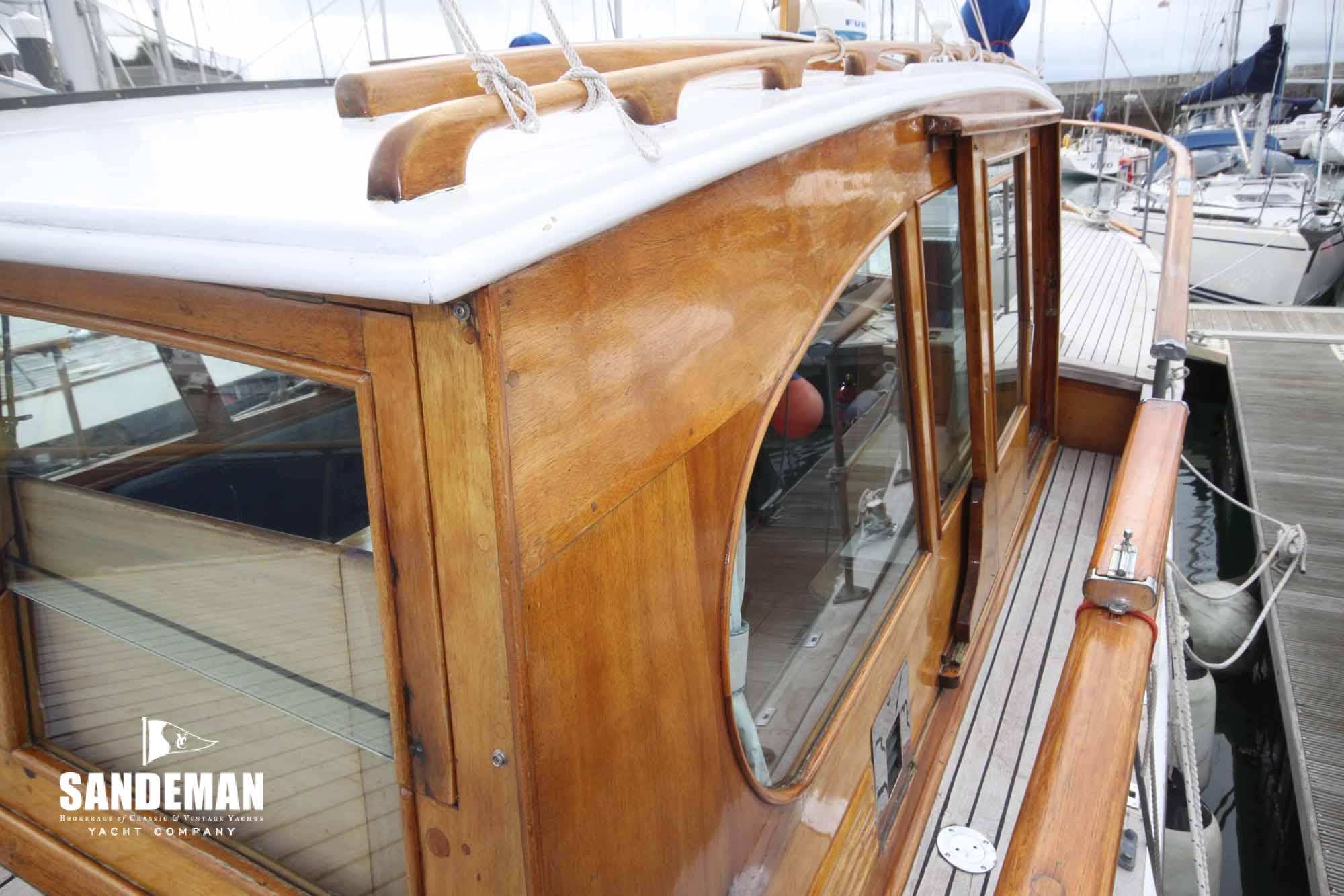 John Bain Staniland 40 ft Motor Yacht 1963 - Sandeman Yacht Company