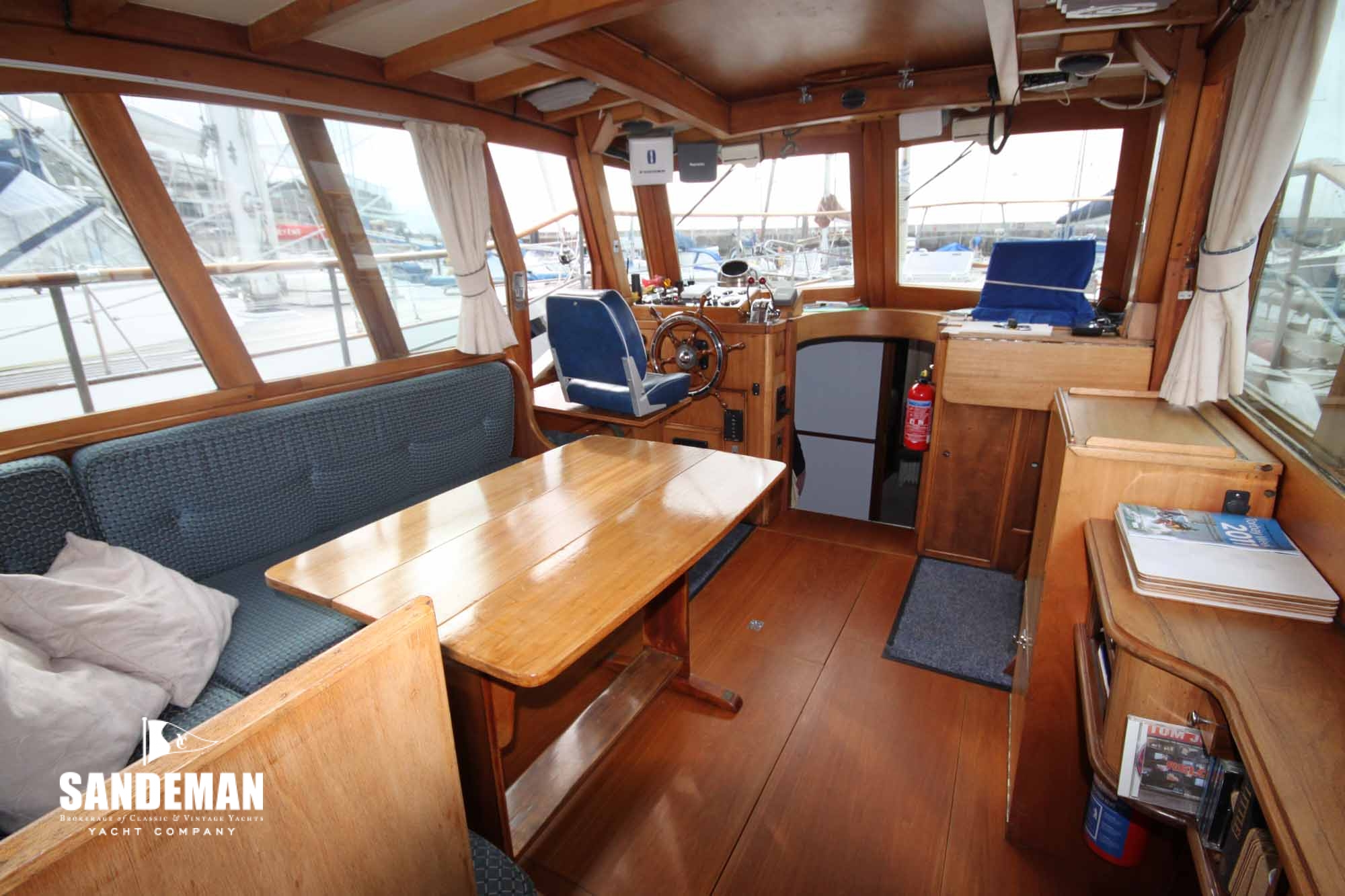 John Bain Staniland 40 ft Motor Yacht 1963 - Sandeman Yacht Company