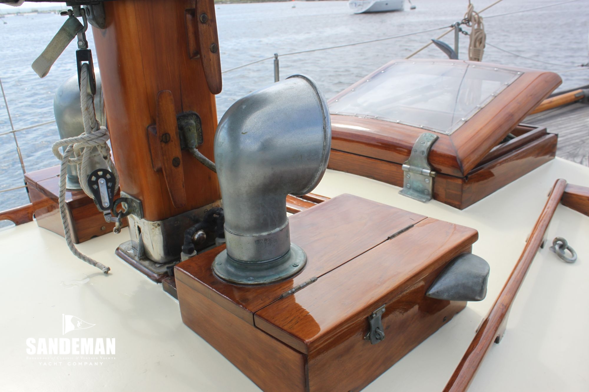 Arthur Robb 35 ft Yawl 1963 - Sandeman Yacht Company