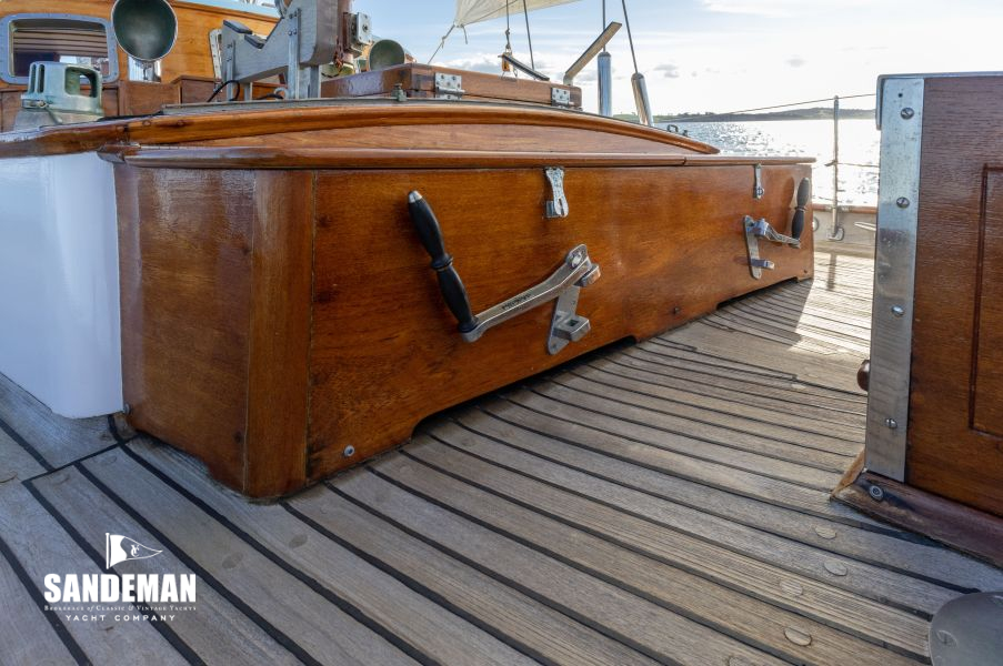 Philip Rhodes 75 ft Bermudan Ketch 1958 - Sandeman Yacht Company