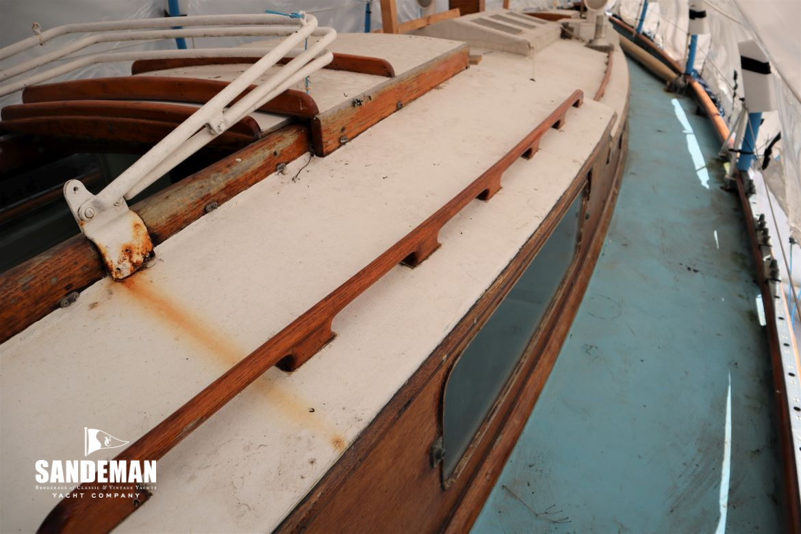 Robert Clark 46 ft Steel Bermudan Sloop 1958 - Refit Project - Sandeman ...