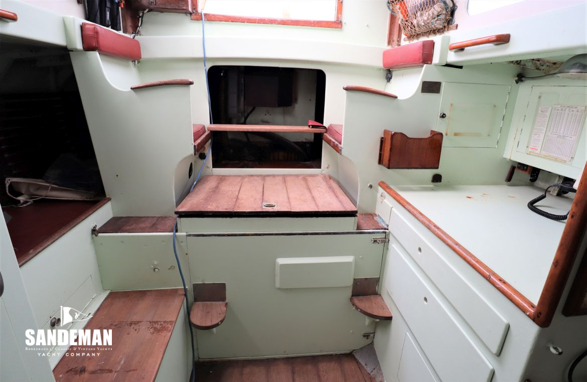 Robert Clark 46 ft Steel Bermudan Sloop 1958 - Refit Project - Sandeman ...
