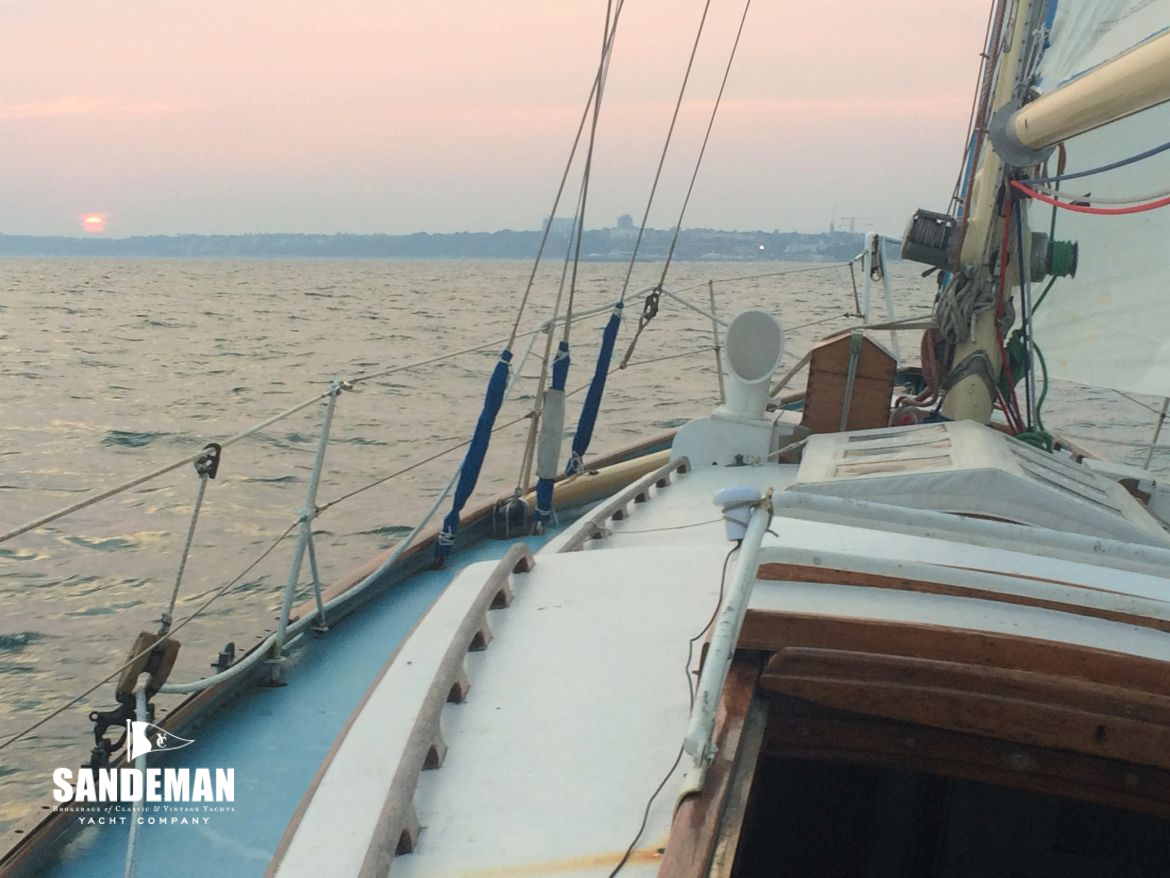 Robert Clark 46 ft Steel Bermudan Sloop 1958 - Refit Project - Sandeman ...