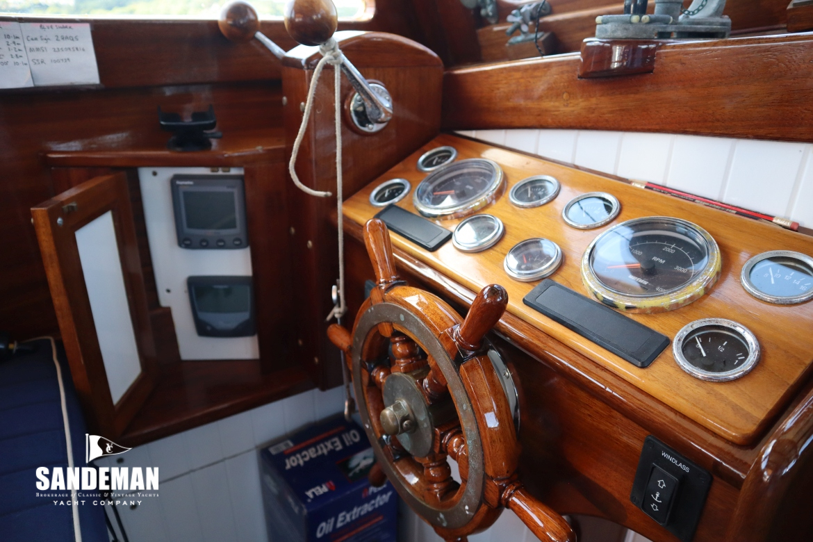 Fred Parker 30 ft Motorsailer 1961/2011 - Sandeman Yacht Company