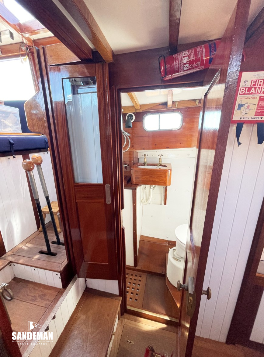 Fred Parker 30 ft Motorsailer 1961/2011 - Sandeman Yacht Company