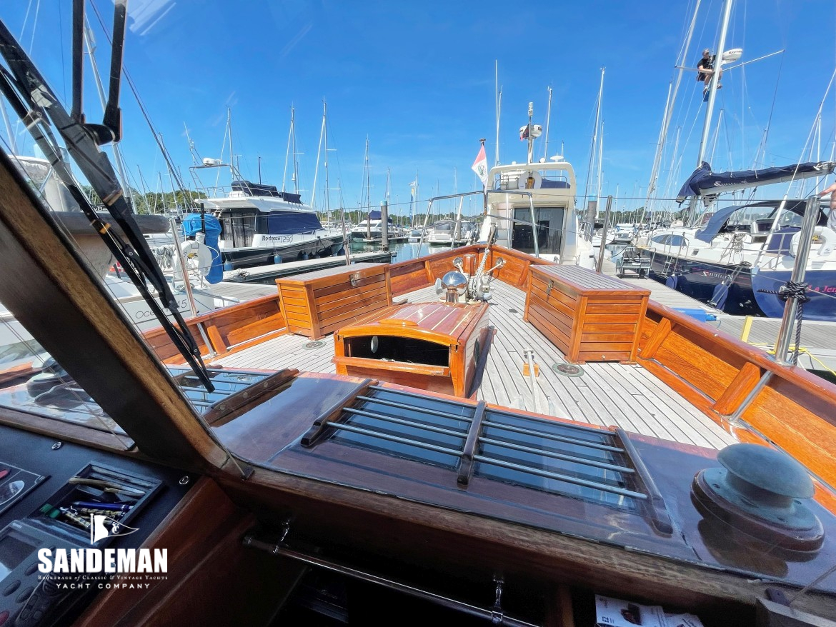 Reg Freeman-Attrill 40ft Twin Screw Motor Yacht 1966/2007 - Sandeman ...