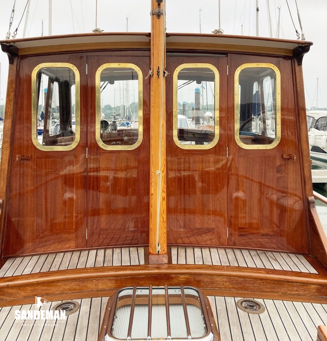 Reg Freeman-Attrill 40ft Twin Screw Motor Yacht 1966/2007 - Sandeman ...