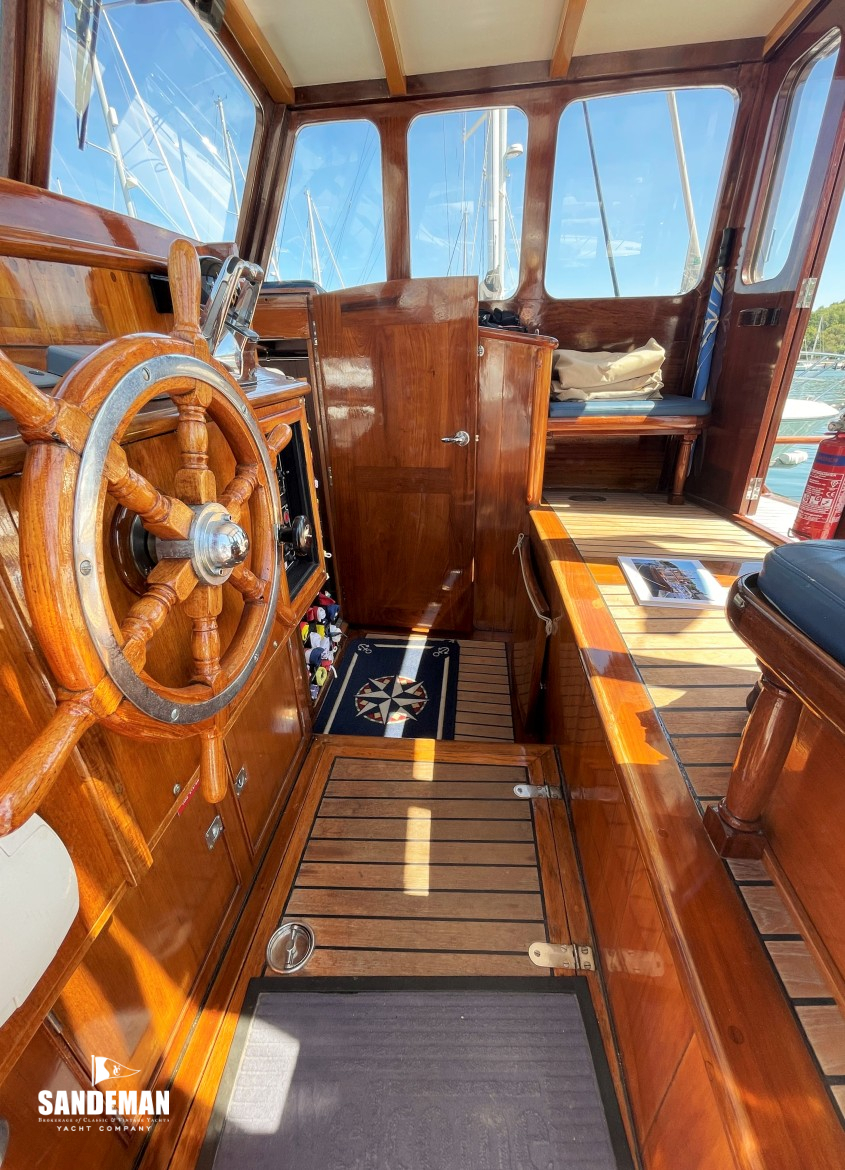 Reg Freeman-Attrill 40ft Twin Screw Motor Yacht 1966/2007 - Sandeman ...