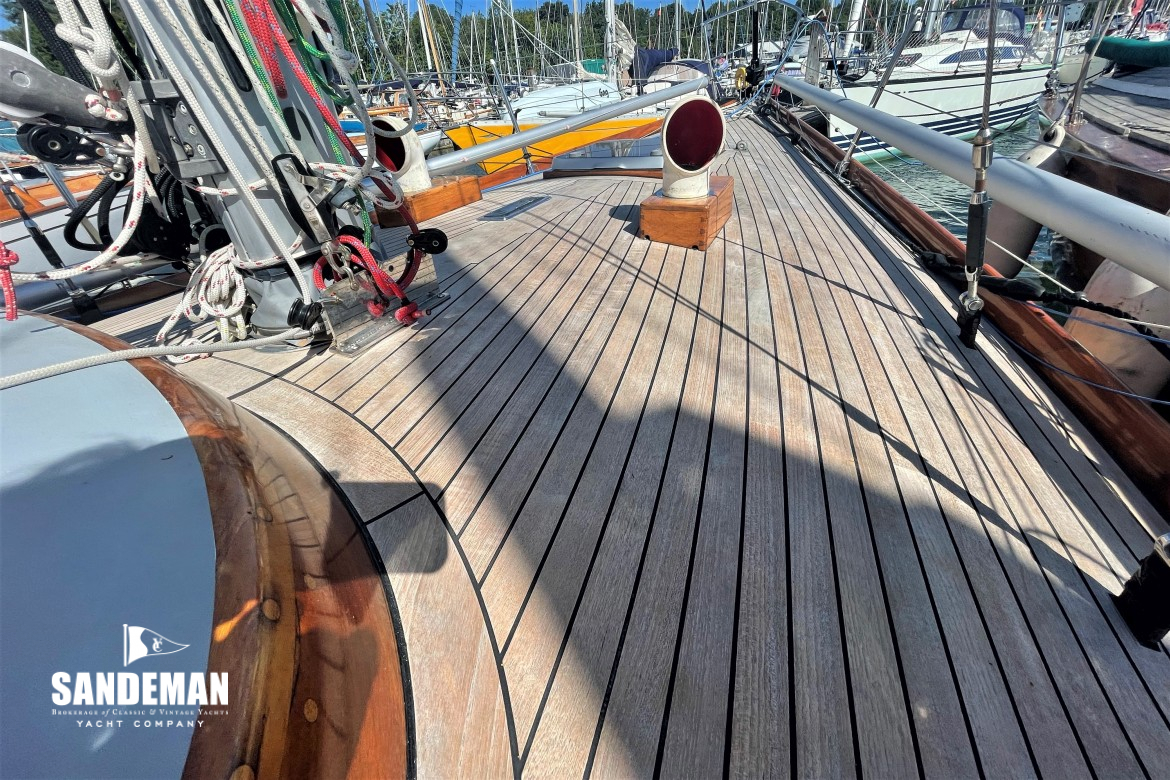 Sparkman & Stephens 37 ft RORC One Ton Sloop 1967 - Sandeman Yacht Company