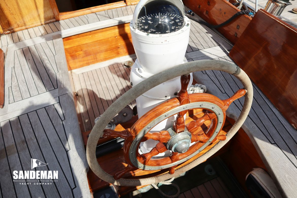 Arthur Robb 45 ft Bermudan Yawl 1970 - Sandeman Yacht Company