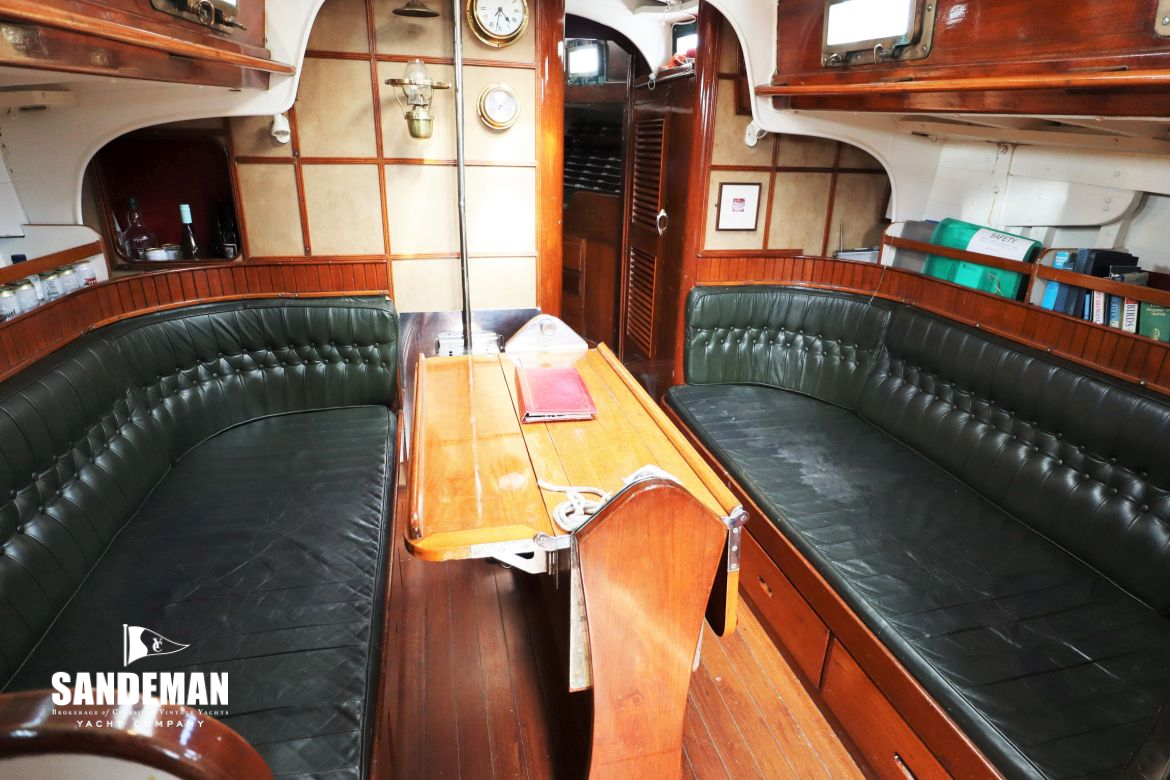 Arthur Robb 45 ft Bermudan Yawl 1970 - Sandeman Yacht Company