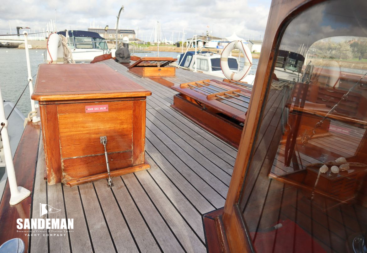 Saunders Roe 45 ft Medina/Saro Class Twin Screw Motor Yacht 1937/ 2011 ...