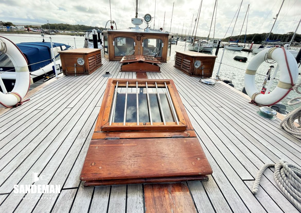 Saunders Roe 45 ft Medina/Saro Class Twin Screw Motor Yacht 1937/ 2011 ...