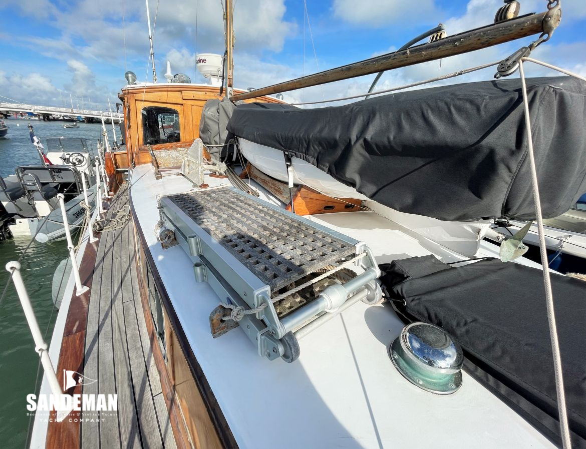 Saunders Roe 45 ft Medina/Saro Class Twin Screw Motor Yacht 1937/ 2011 ...