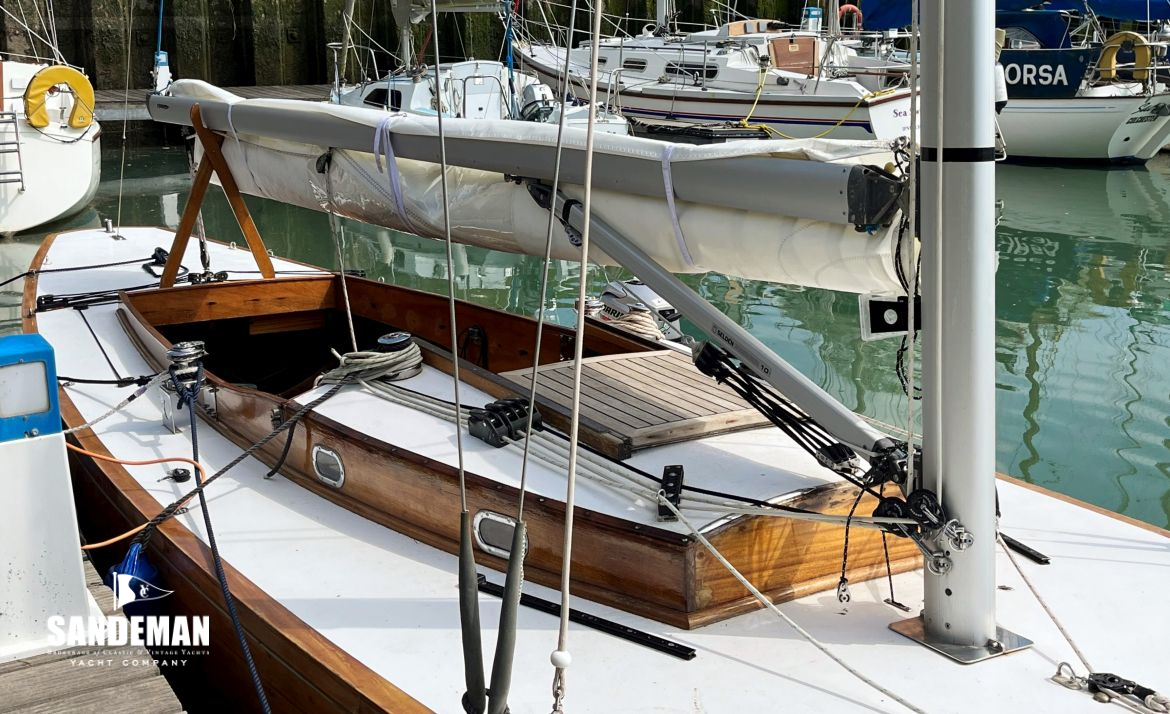 Bjarne Aas International One Design GBR 7 1966/2013 - Sandeman Yacht ...