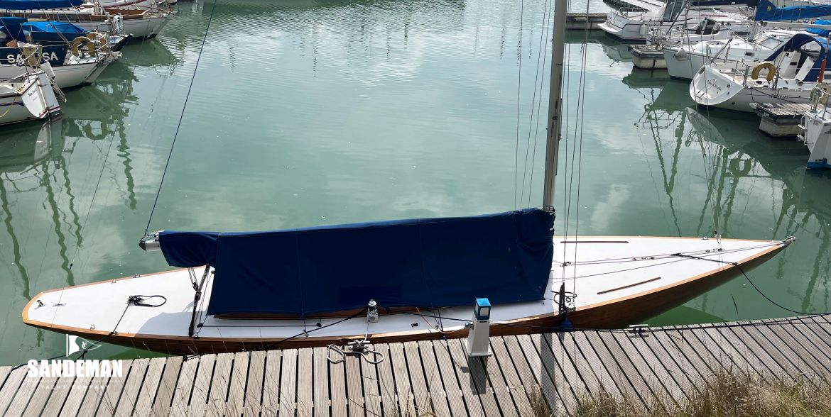 Bjarne Aas International One Design GBR 7 1966/2013 - Sandeman Yacht ...