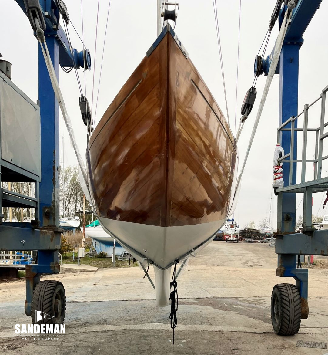 Bjarne Aas International One Design GBR 7 1966/2013 - Sandeman Yacht ...