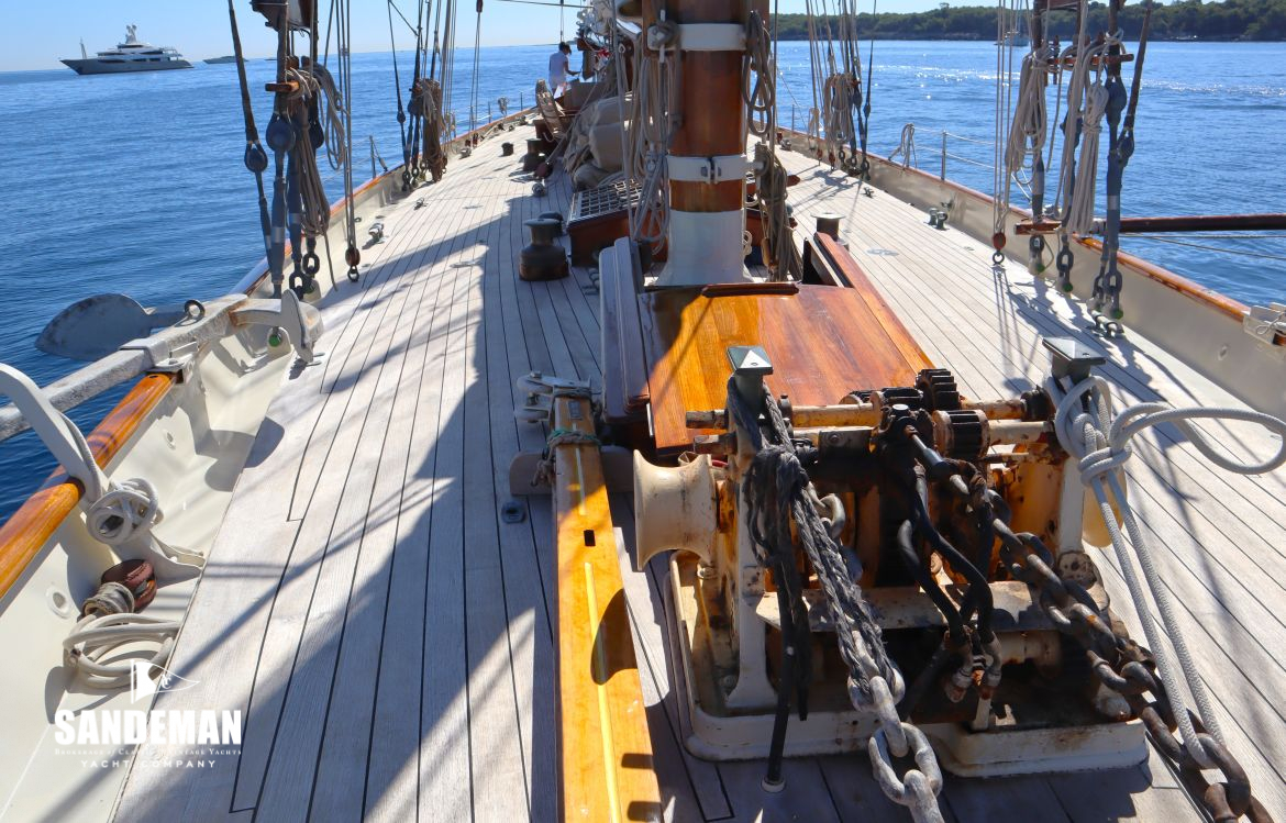 William Fife III Gaff-Rigged 102 ft Schooner 2003 - Sandeman Yacht Company