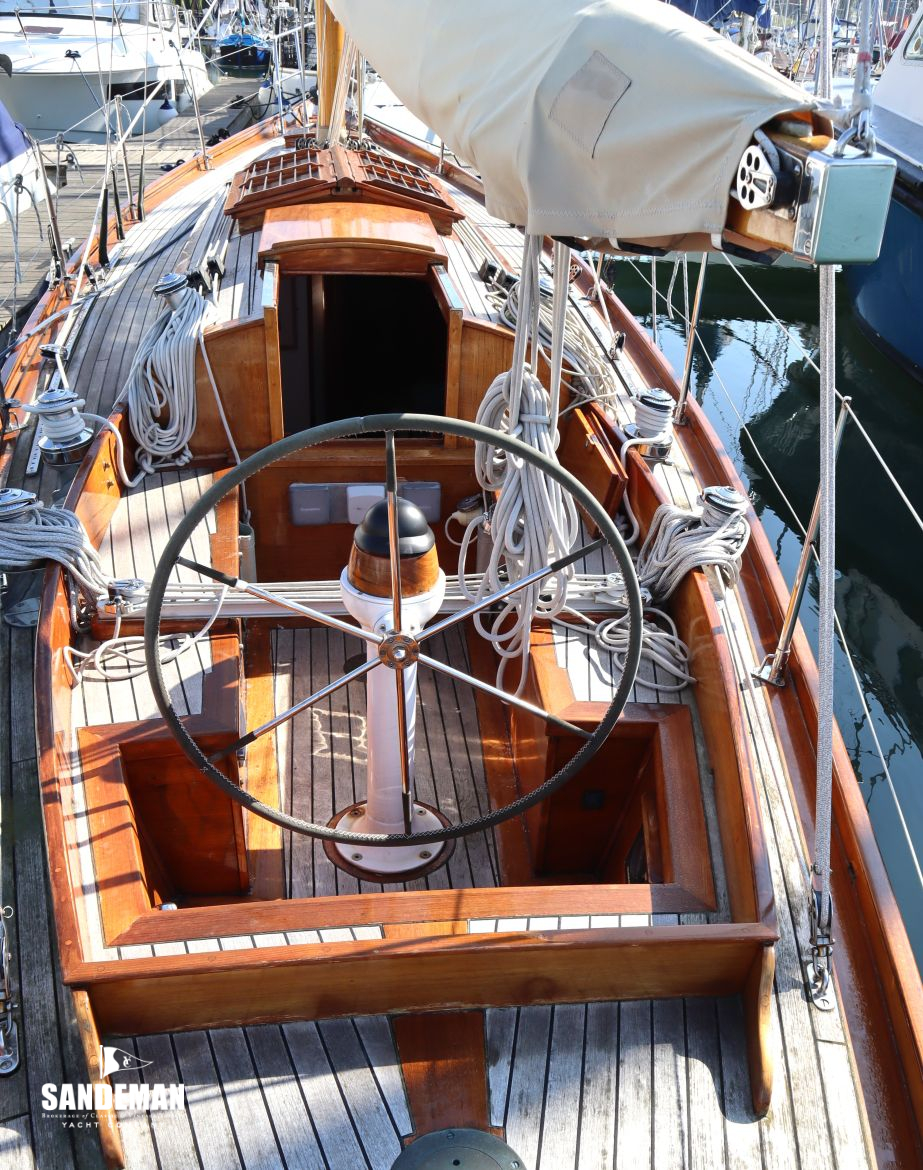 Robert Clark 39 ft Mystery Class Sloop 1938/2001 - Sandeman Yacht Company