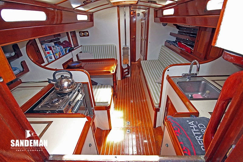 Owens 40 ft sloop 1948 - Sandeman Yacht Company