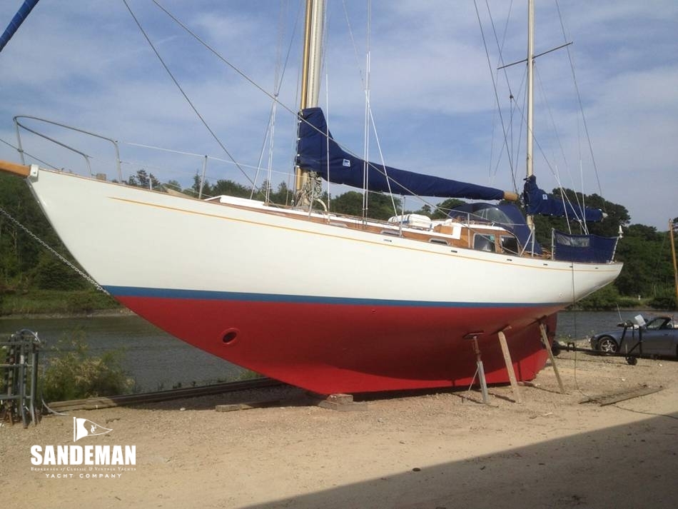 40 ft Kim Holman Ketch - Sandeman Yacht Company